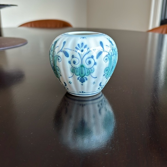 delft | Accents | Rare Green Delft Bud Vase | Poshmark